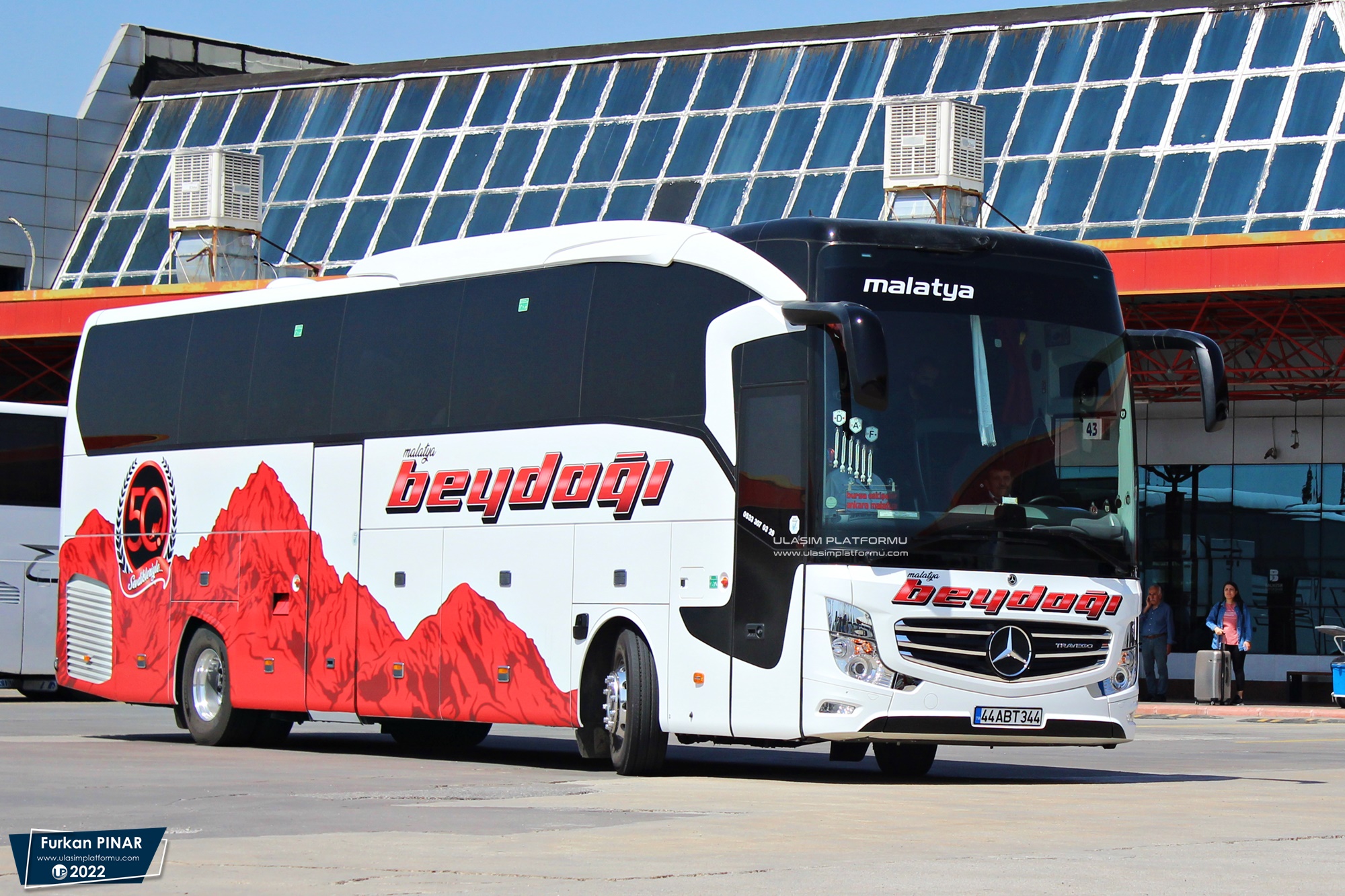 Mercedes Benz Travego 16 SHD