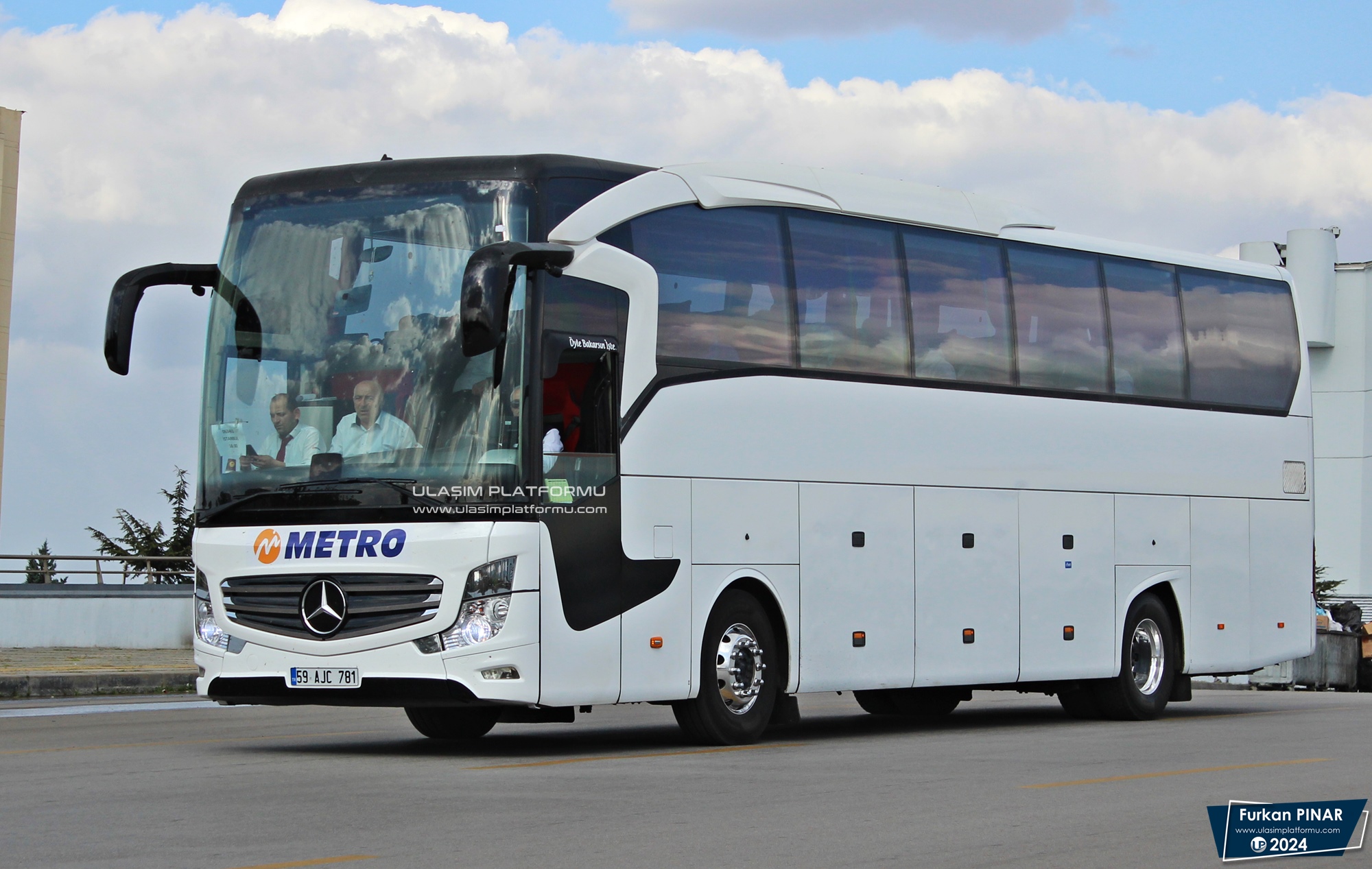 Mercedes Benz Travego 15 SHD (euro6)